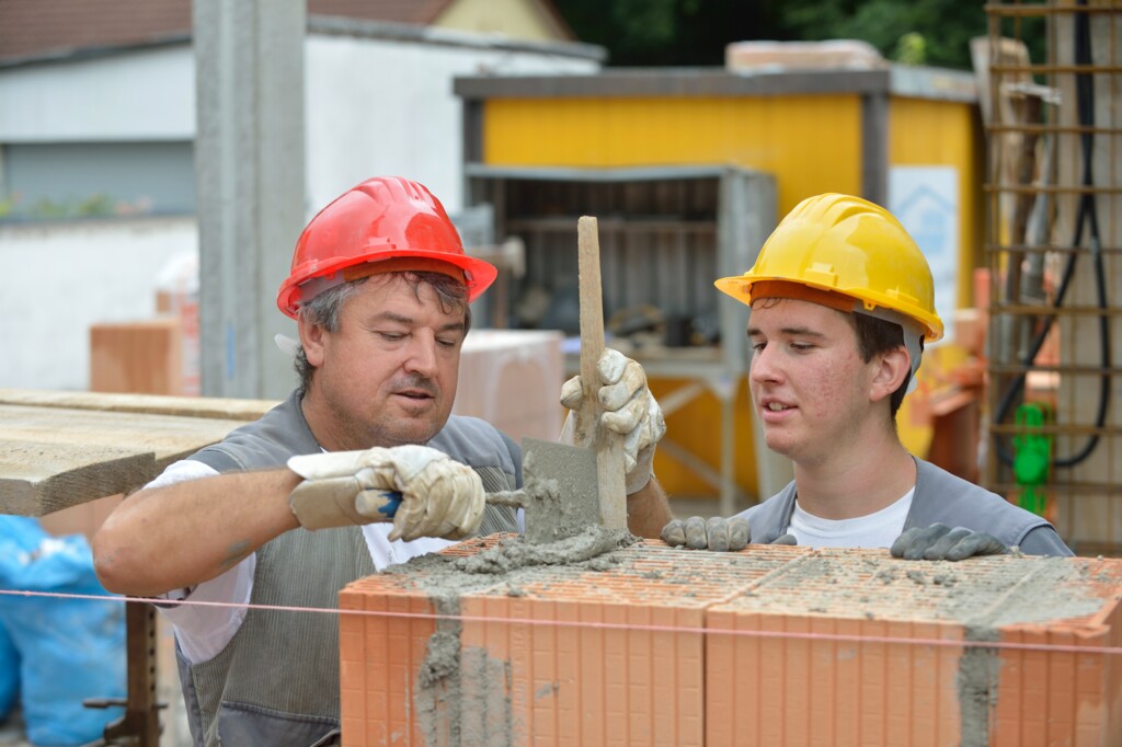 Maurer/in - Überbetriebliche Lehrlingsunterweisung - Ausbildung ...