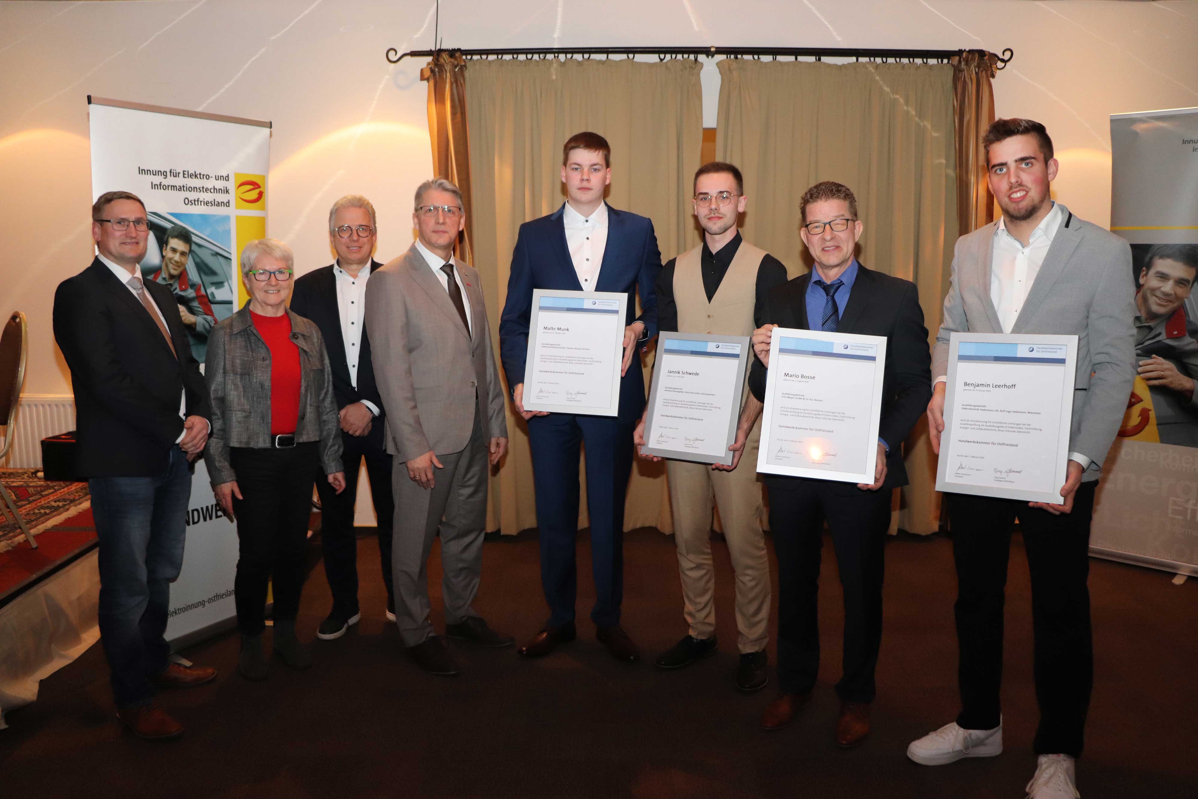 Neue Fachkräfte für die Energiewende - 2024 - Pressemitteilungen ...